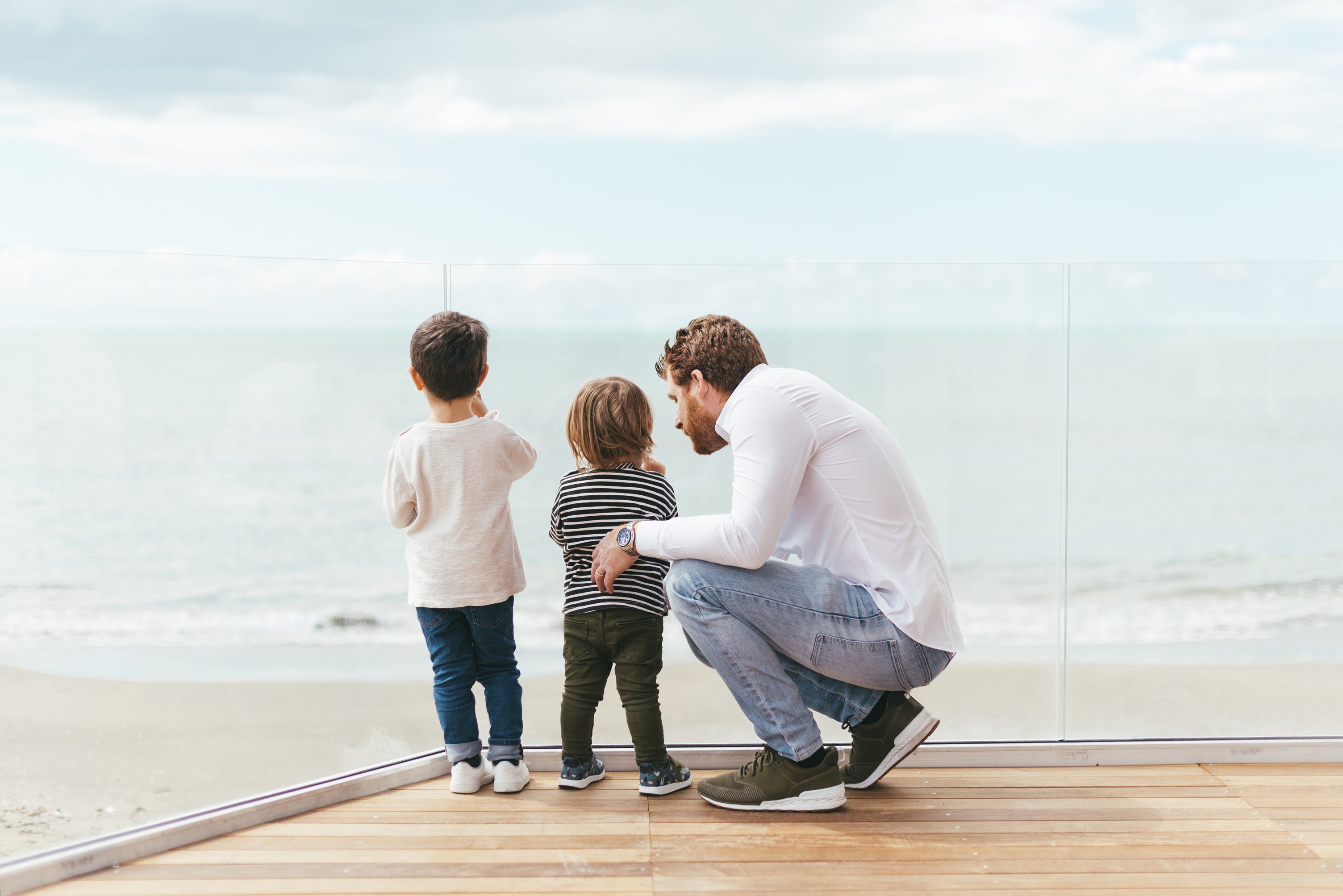 Lighthouse Parenting: Menjadi Mercusuar yang Tangguh untuk Anak | Mandira